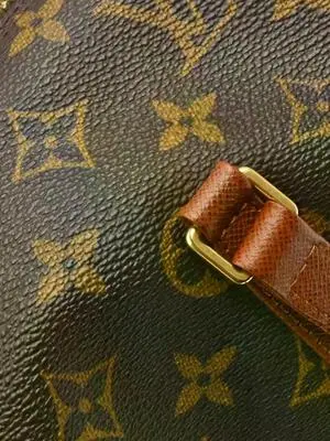 LOUIS VUITTON 1999 30 Papillon Shoulder Bag