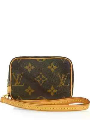 LOUIS VUITTON 2005 Monogram Trousse Wapity Clutch