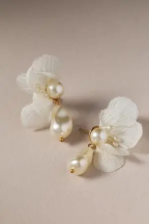 TWIGS & HONEY Silk Petal Baroque Earrgs - Pearl