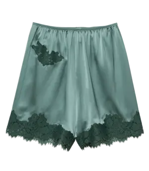 DÔEN Irsa Short With Scalloped Lace Hem