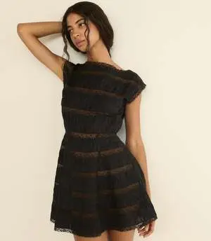 DÔEN Cornella Dress
