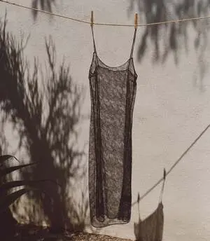 DÔEN Amedine Slip - Black