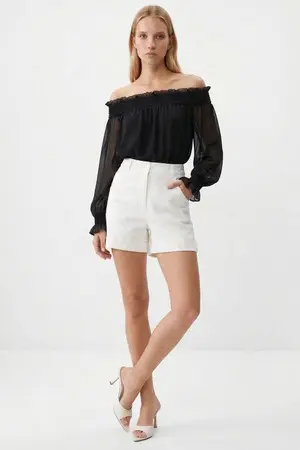 EXQUISE Pocketed Button Front Denim Shorts