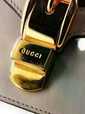 Gucci Sylvie Chain Shoulder Bag Leather Mini Crossbody Bag