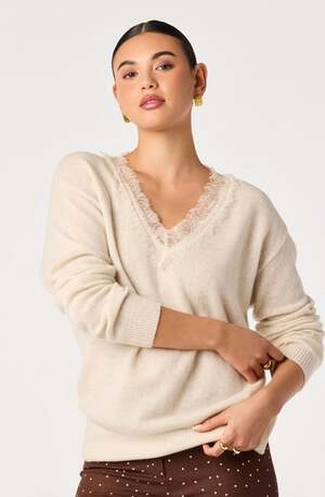 Astr The Label Jadyn Lace-trim V-neck Sweater Ivory