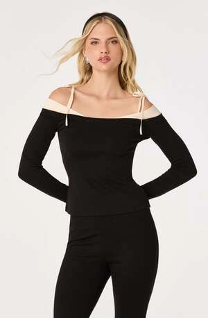 Astr The Label Loretta Mixed Media Off-shoulder Top - Black