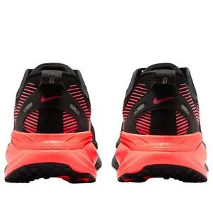 Nike Zoom Vomero 18 Athletic Sneakers - Black/university Red/anthracite