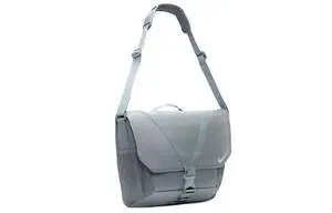 Nike Essentials Shoulder Bag