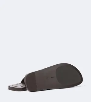 THE ROW Dan Suede Flip-flops - Brown