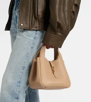 Saint Laurent Le 5 À 7 Baby Bea Leather Top-handle Bag