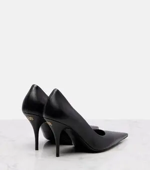 Balenciaga Avenue 90 Leather Pumps