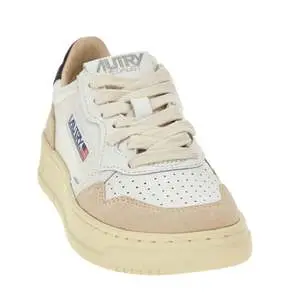 AUTRY Suede And Leather Medalist Low Top Sneakers - White