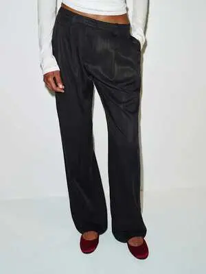 REFORMATION Frances Low Rise Relaxed Pant - Black