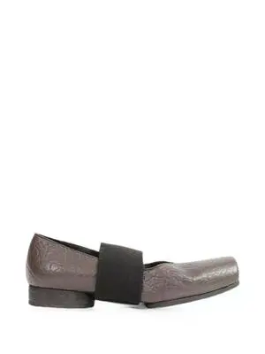 UMA WANG Crinkled Elasticated-strap Flat Pumps - Brown