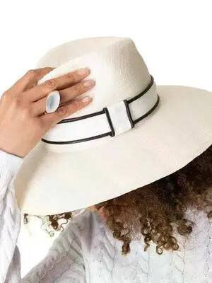 Vhernier Aladino Ring With Rock Crystal And Mother Of Pearl