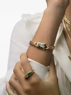 UNIFORM OBJECT Dowry Emerald And Diamond Ring
