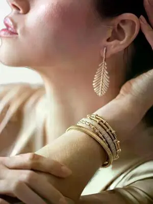 Sidney Garber Diamond Spring Bracelet - Gold
