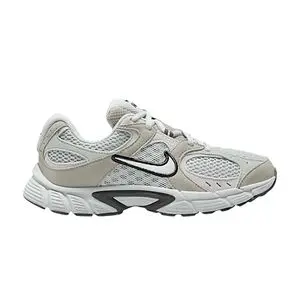 Nike V5 Rnr Gs Athletic Sneakers