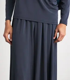 Issey Miyake Drape Jersey Cropped Trousers