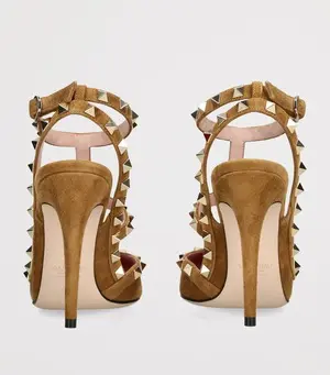 Valentino Garavani Leather Rockstud Pumps 100