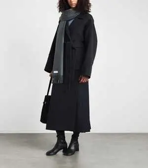 Johnstons Of Elgin X Le Kilt Wool-cashmere Pleated Midi Skirt - Navy