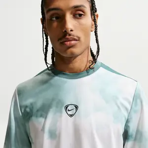 Nike Academy+ Dri-fit Short-sleeve Soccer Top