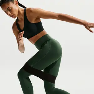 Nike Universa High-waisted 7/8 Leggings With No Front Seam - Green