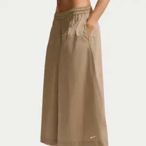 Nike Oversized Poplin Culottes