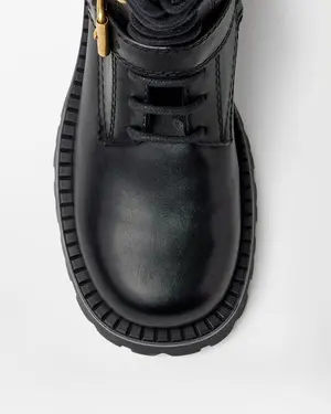 Versace Roxy Leather Boots 35 Mm