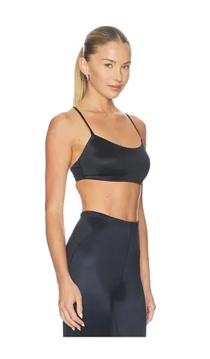 NIKESKIMS Shine Scoop Cami Bra In Black