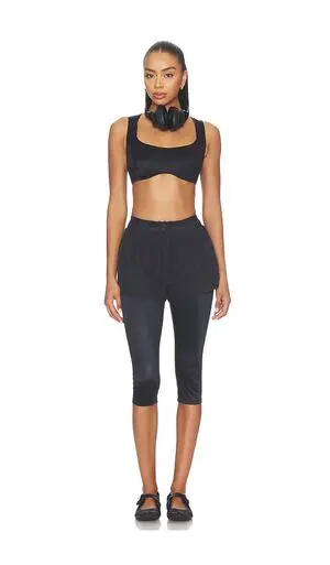 NIKESKIMS Shine Open Scoop Bra In Black