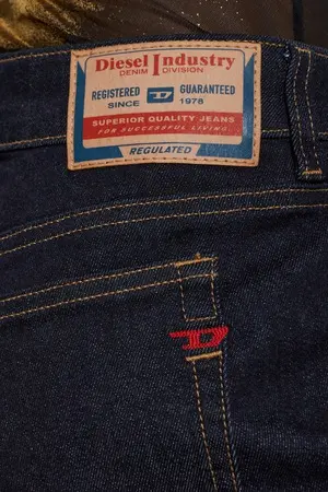 DIESEL® 1969 D-ebbey’ Jeans