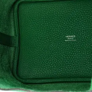Hermès Monochrome Picotin Lock Bag Clemence Pm - Green