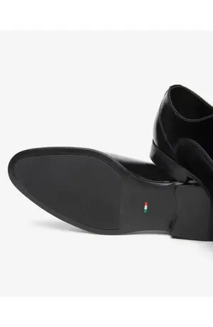NEROGIARDINI Cap Toe Oxford