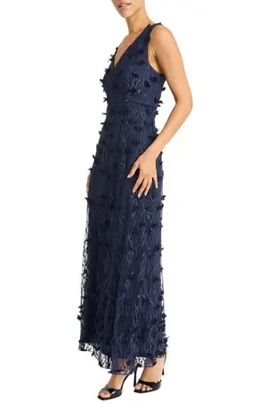 Maggy London Sleeveless Floral Appliqué Gown