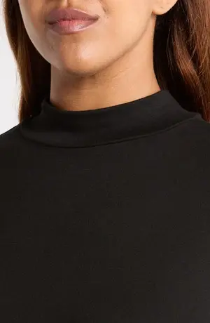 CITY BLUES Mock Neck Short Sleeve Top With Shirring