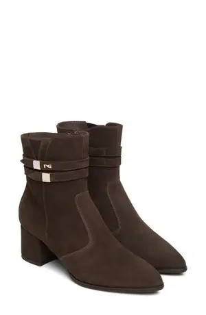 NEROGIARDINI Block Heel Bootie - Chocolate