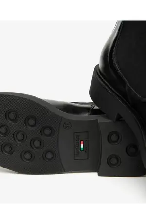 NEROGIARDINI Leather Chelsea Bootie With Block Heel And Lug Sole - Black