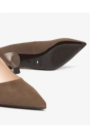 NEROGIARDINI Pointed Toe Sculptural Heel Pumps - Chocolate