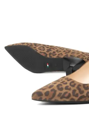 NEROGIARDINI Pointed Toe Sculptural Heel Pumps - Leopard