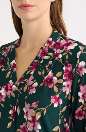 Anne Klein Printed Notched V-neck Long Sleeve Top