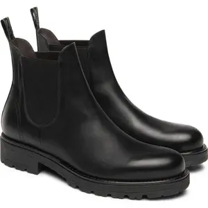 NEROGIARDINI Leather Chelsea Boot - Black