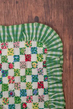 MODERN PRAIRIE Rebecca Ruffle Placemat