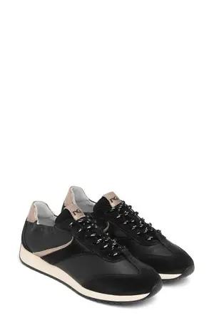 Nerogiardini Low Top Sneakers For Women