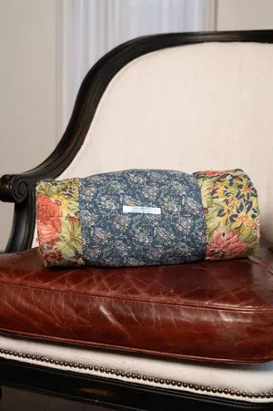 MODERN PRAIRIE Eternal Rose Throw