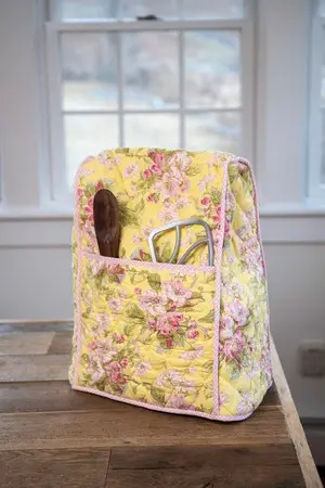 MODERN PRAIRIE Apple Blossom Stand Mixer Cover