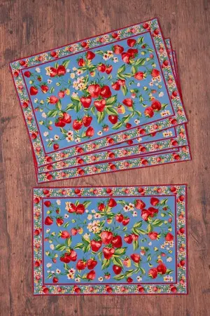 MODERN PRAIRIE Strawberry Magic Placemats