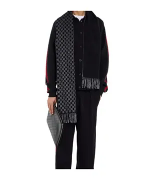 Gucci Gg Fringed Scarf