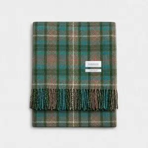 LOOM & COVE Fraser Hunting Weathered 100% Recycled Wool Tartan Blanket - Green