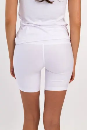ON/OFF ESSENTIALS The Core Shorts Five - White